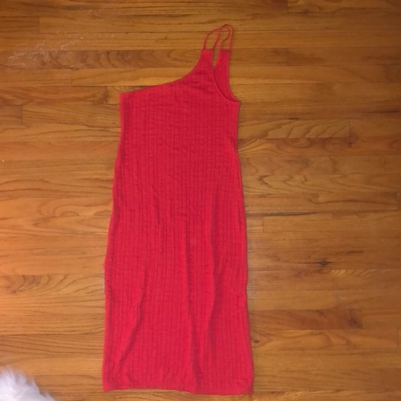 Zara | Dresses | Zara Off The Shoulder Red Tight Dress Never Worn ...
